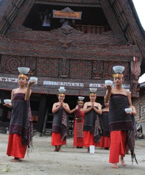 Samosir Island – Toba Lake | IWareBatik