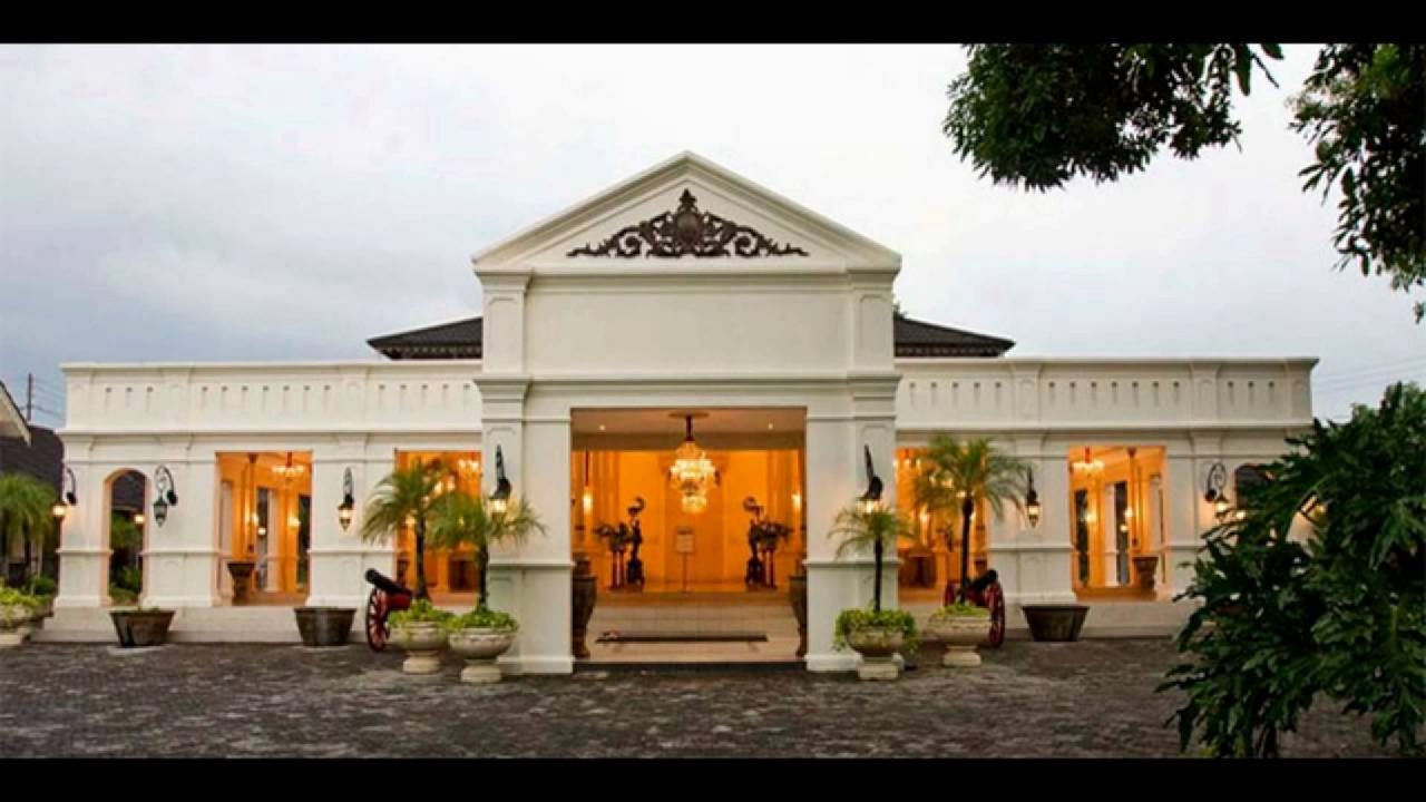 Danar Hadi Batik Museum | IWareBatik
