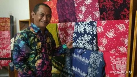 Batik production village in North Maluku | IWareBatik